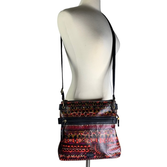 Sakroots | Bags | Sak Roots Tribal Boho Crossbody Handbag Top Zipper ...